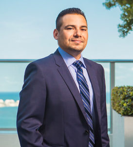 Julio Nunez | The Nunez Urbina Team